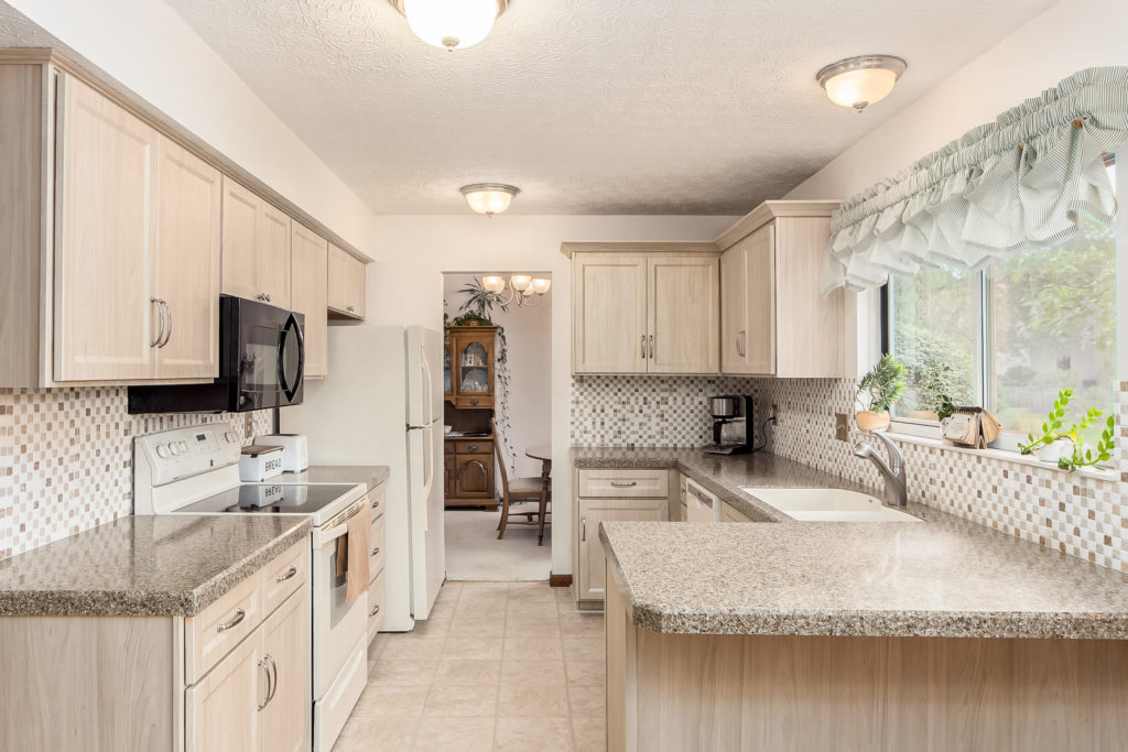 Classic Kitchen Color Palettes - Kitchen Solvers