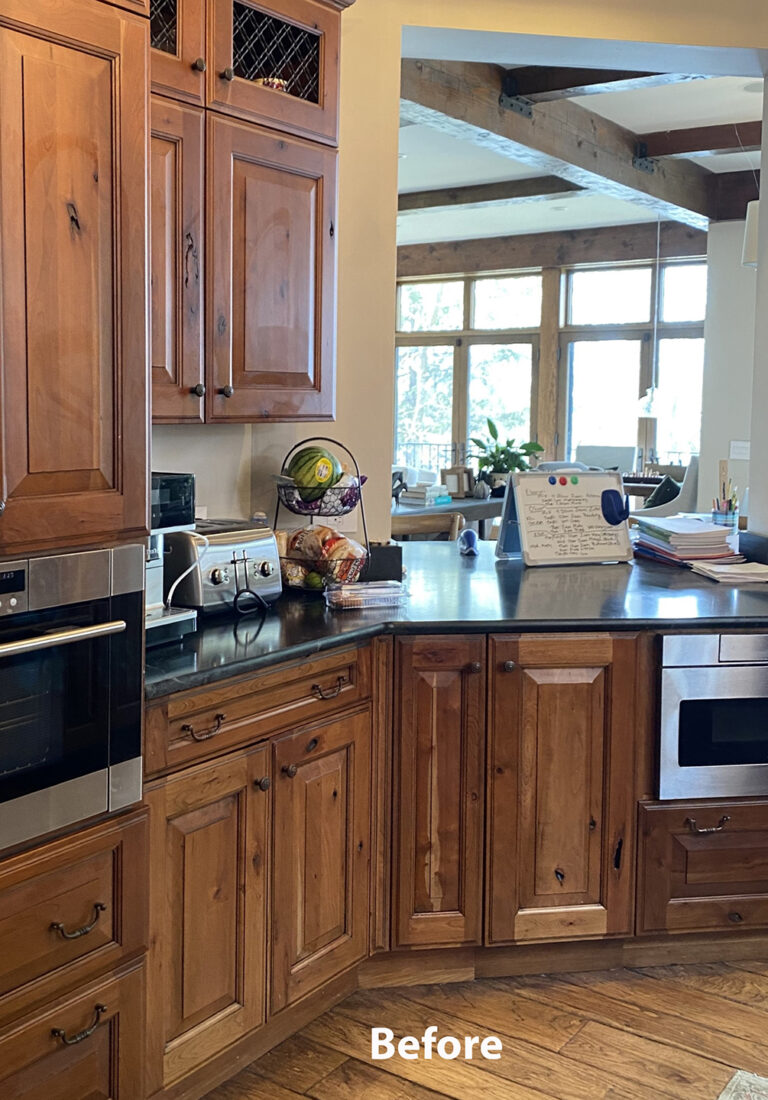 Kitchen of the Month Winner for Cabinet Refacing for January 2023 ...