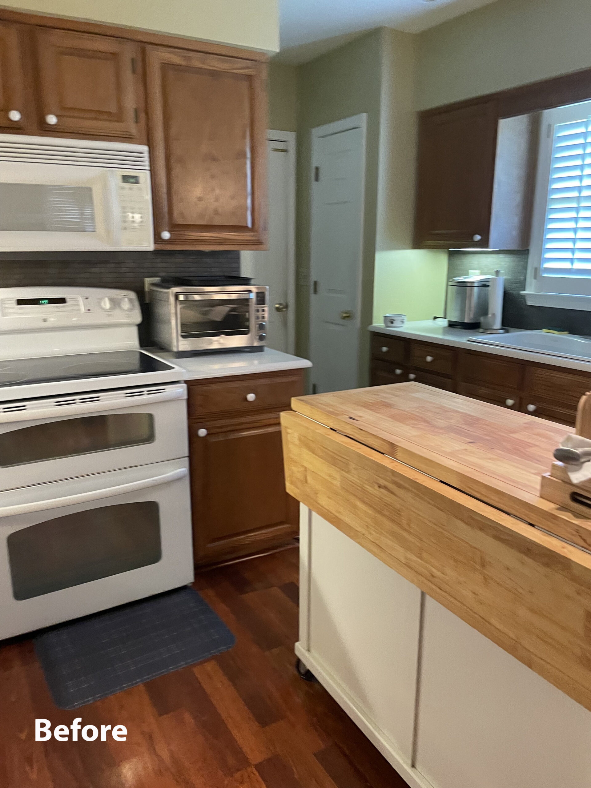 Kitchen of the Month Winner for New Cabinets for January - Kitchen Solvers